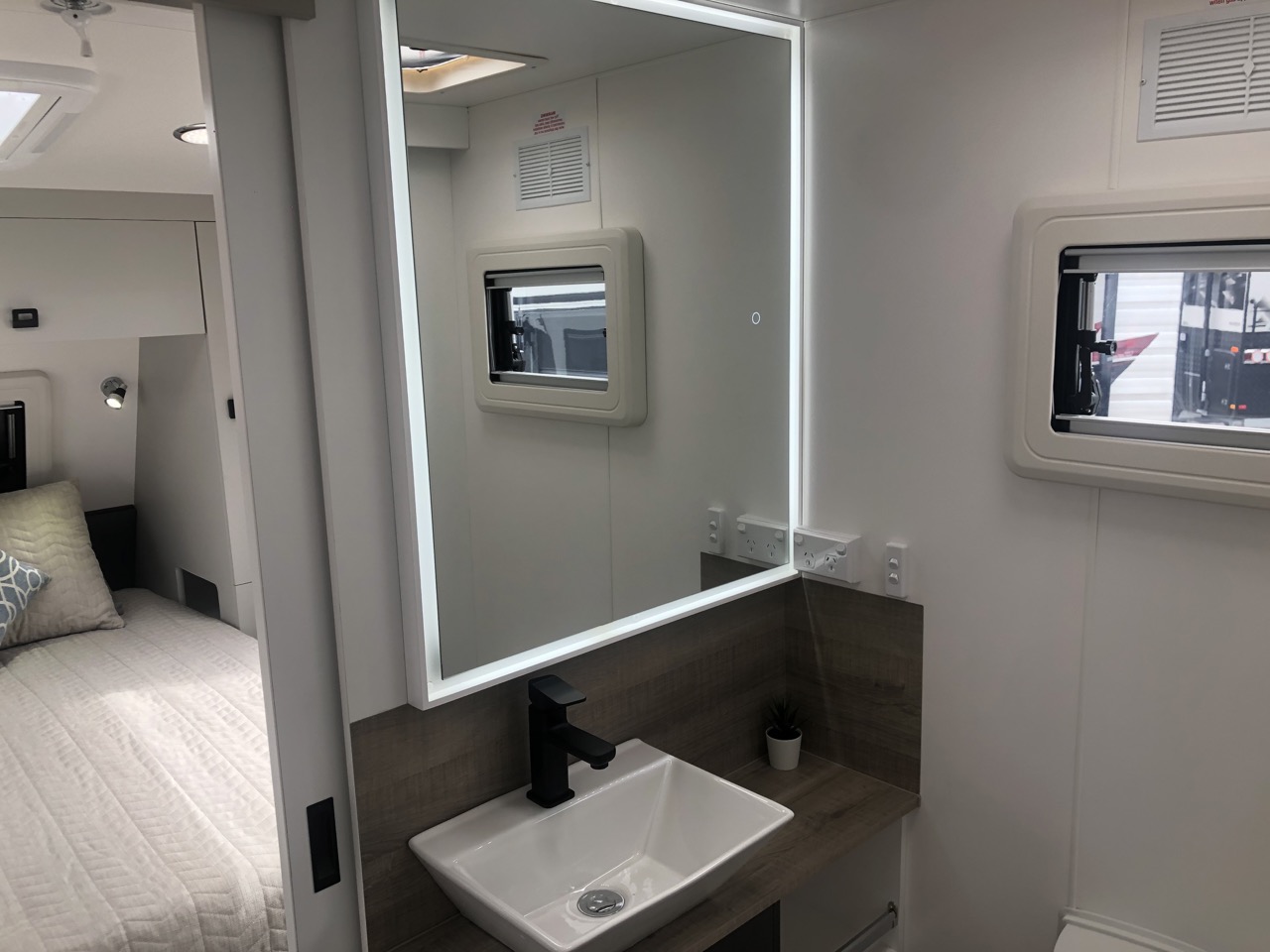 2023 Franklin Club CX22 Caravan – Explorer Caravan Sales Adelaide